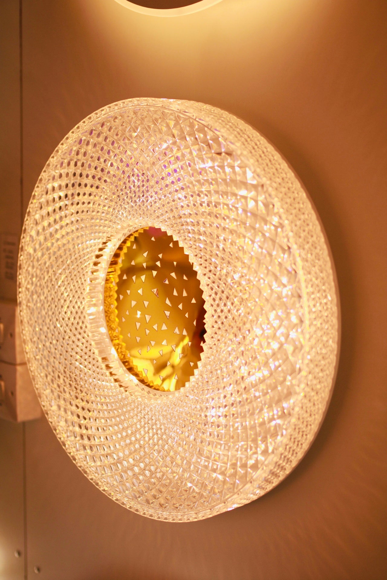 CEILING LIGHT C512 – SYNX HOUSE