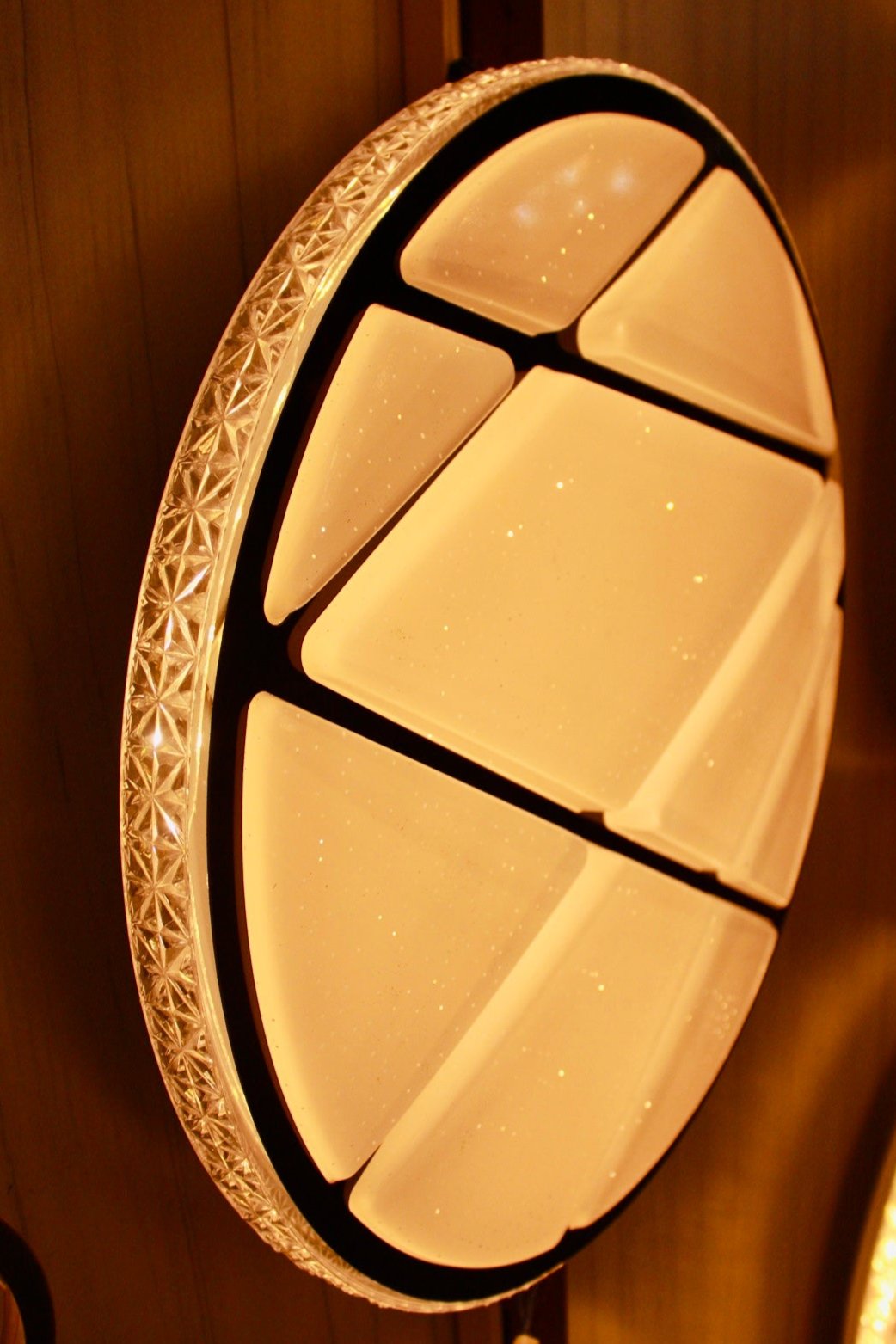 CEILING LIGHT C342 – SYNX HOUSE