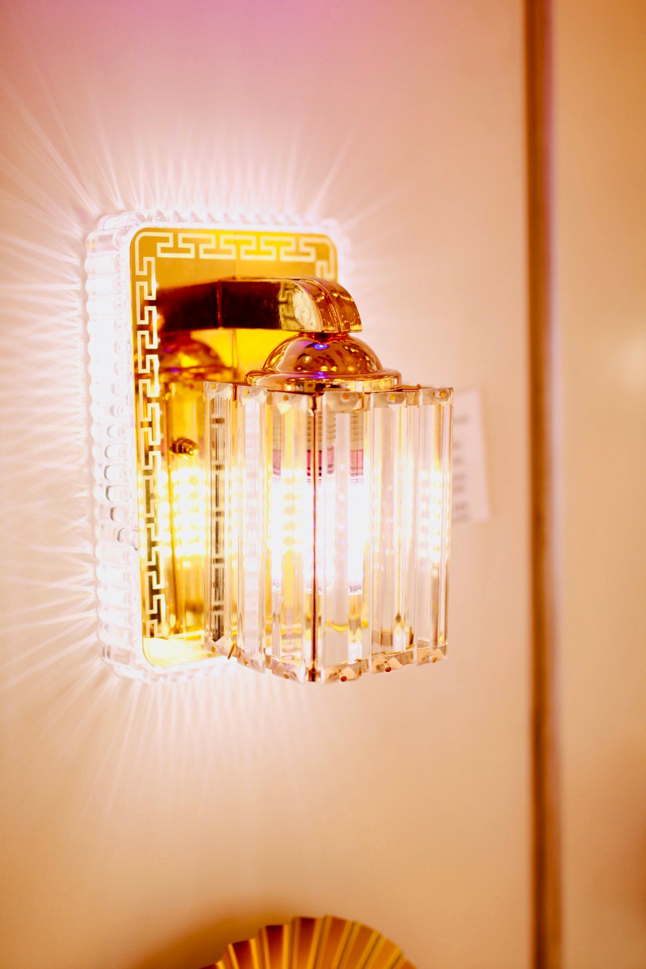 WALL LIGHT W501 – SYNX HOUSE